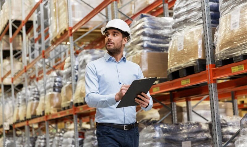 The Essential Role of a Logistics Manager - Last Mile Logistics